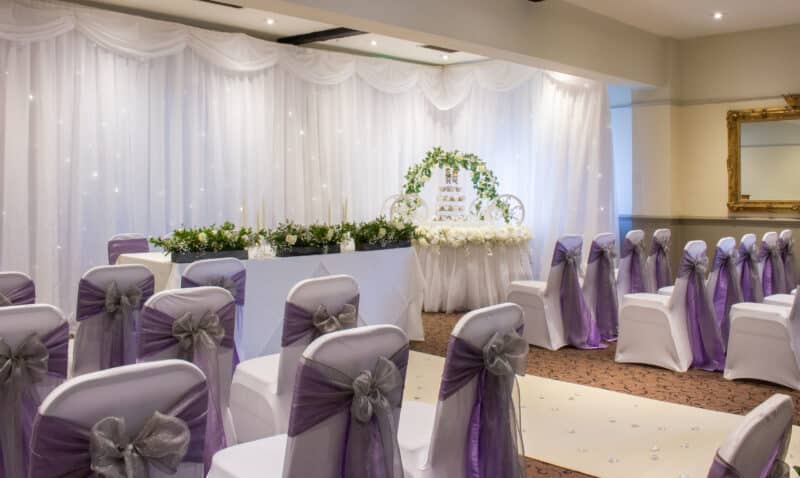 7 Amazing Wedding Backdrops